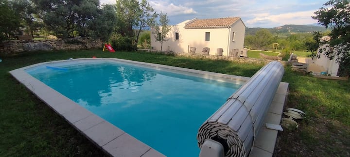 Aux Bons Voisins - Gordes