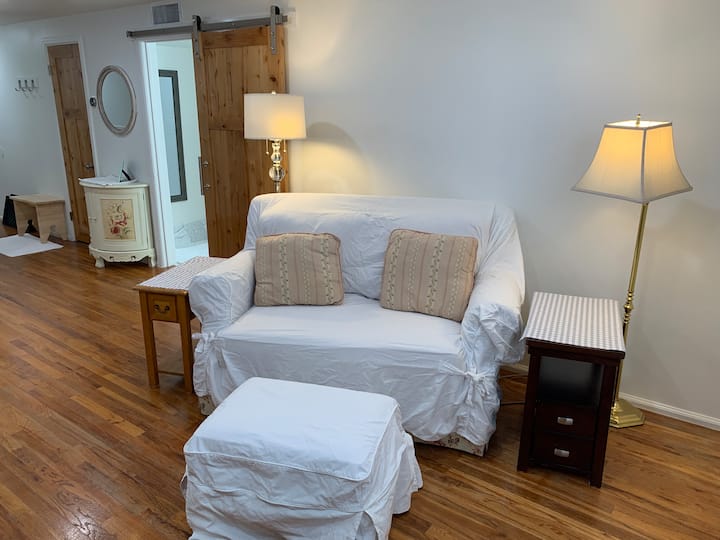 Parkside Flat - Ready For You! - Cheyenne, WY