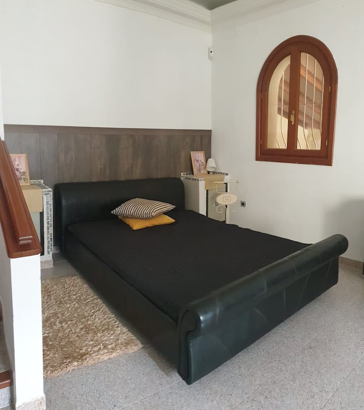 Agradable Chalet Con Piscina Y Patio Exterior. - Altea