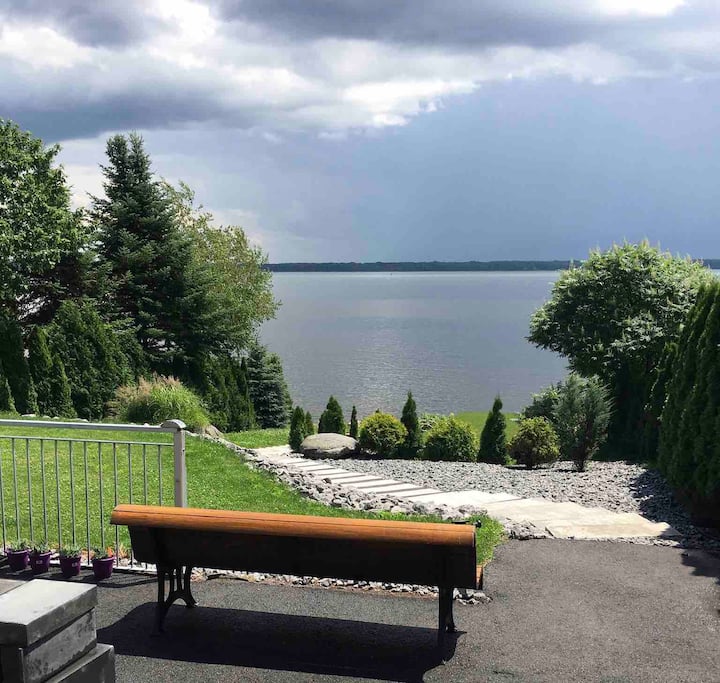 À L’ancre Du Saint-laurent (Bord De L’eau) - Trois-Rivières