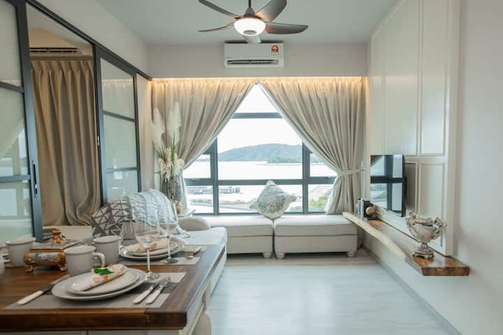 Cozy Cottage Seaview Condo@jesselton Quay 清新谈雅欧式公寓 - Kota Kinabalu