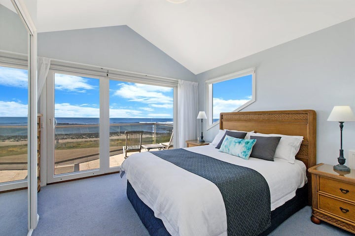 A Top Deck - Port Fairy
