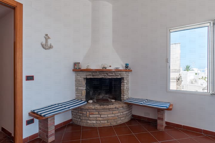 Helloapulia Authentic Seafront Apartment - Monopoli