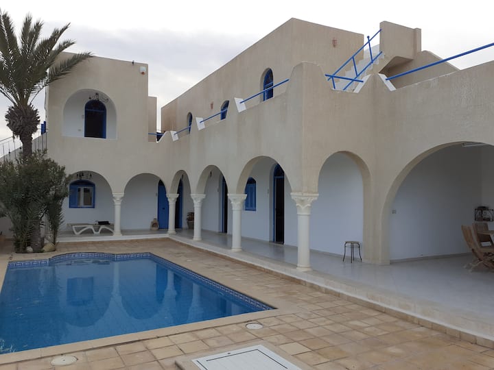 Magnifique Villa 9 Personnes Avec Piscine Privée - Djerba