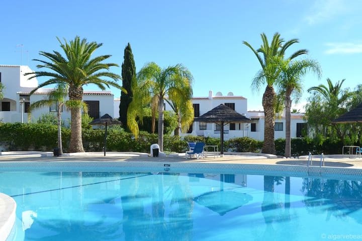 Beach Apartment 🌞 Seaview 🌊 Walk To The Beach 🏖 - Albufeira