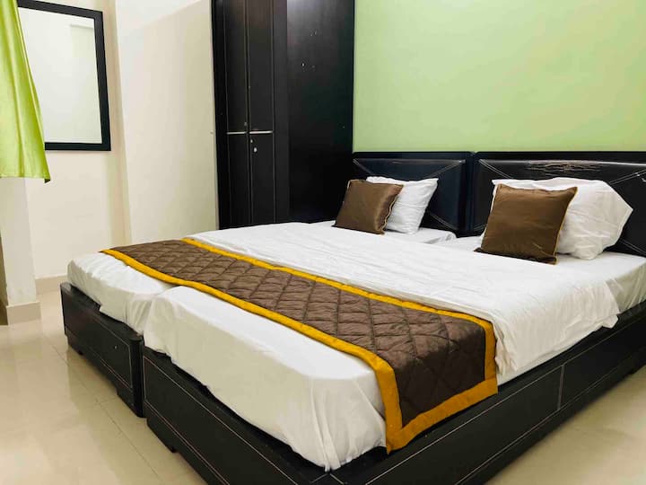 Lovely 3 Bhk Furnished Flat Aecs Layout, Bangalore - Bengaluru