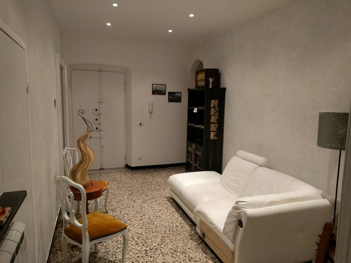 B&b Genoa In Front Of Old Port Triple Room - Gênes