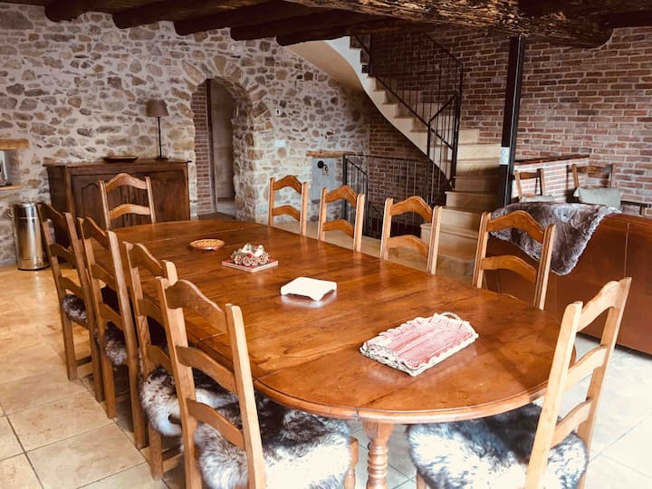 Grande Maison De Caractère Au Cœur Du Village - Les Angles