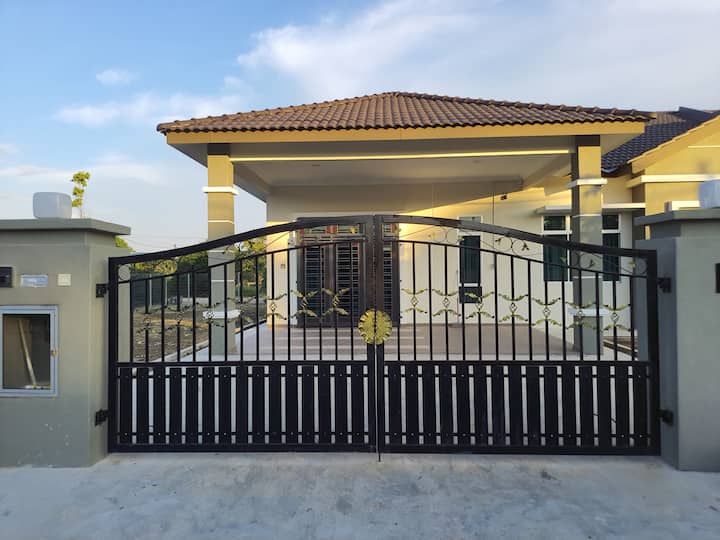 Mira Sofea Homestay No 1. - Muar