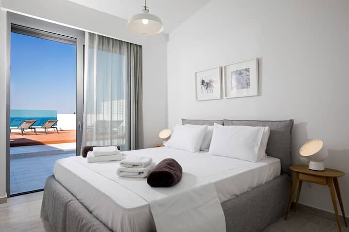 R 1265 Green Hill Villas - Villa Selene With Private Heated  Pool - - Lindos