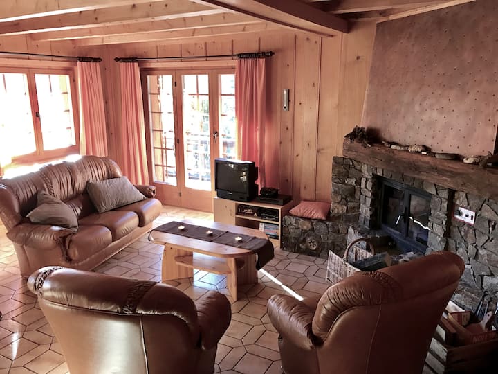 Chalet Typique Au Coeur Des Montagnes Valaisannes - Champex-Lac