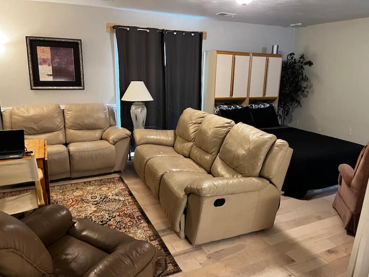 Studiofor2/closeto Beach/kitchen/privatebath - Virginia Beach, VA