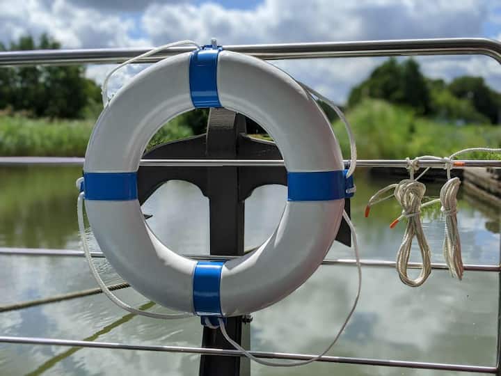 Auszeit Im Luxus-hausboot – Citynah & In Der Natur - Saarland