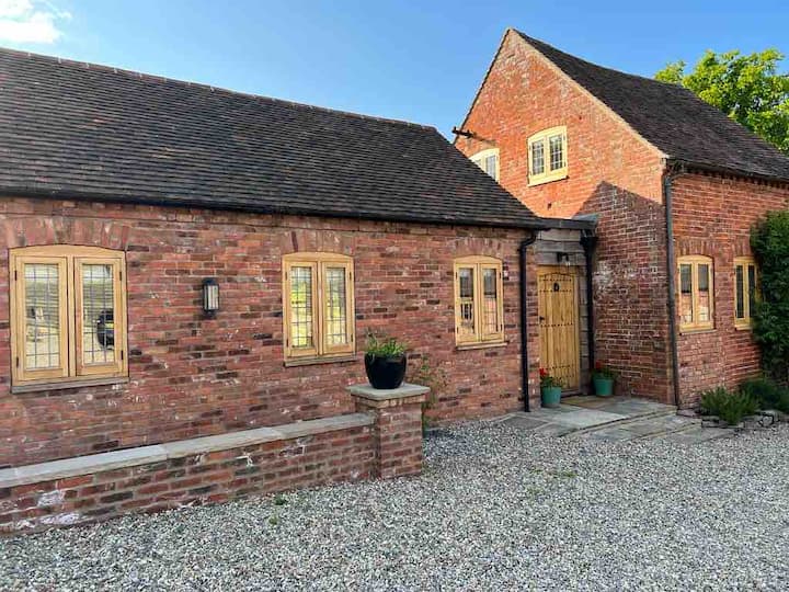 The Cider House At Upton Cressett Hall - Bridgnorth