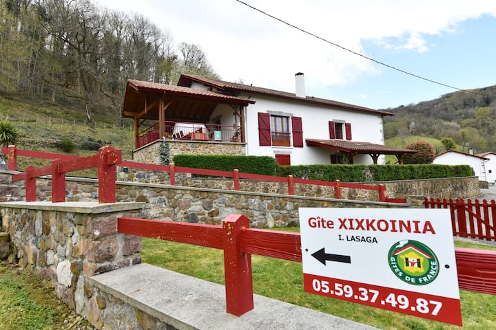 Beau Gîte De Caractère Au Coeur Du Pays Basque - Baskenland