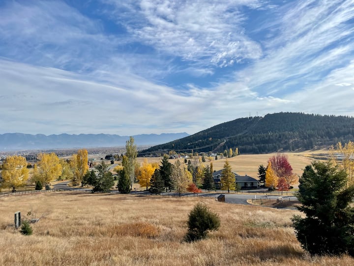 Stunning Views In Every Room! 3 Full Bathrooms! - Kalispell, MT