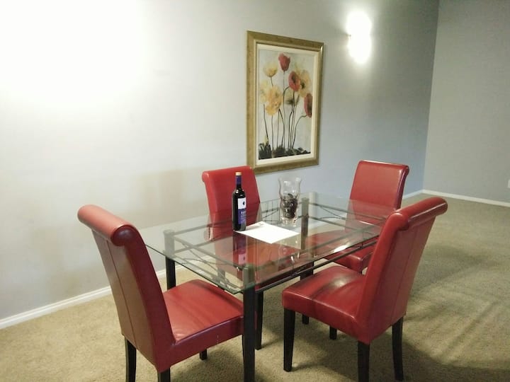 1700 Square Foot 3 Bedroom Loft In Ferrari Lofts - Fort Saskatchewan