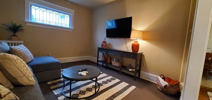 1 Bedroom Charmer In Tree-lined Historic Westmont! - Laurel Ridge State Park, Rockwood