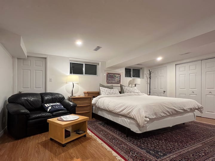 Private, Peaceful Apartment Near The Airport - Ottawa