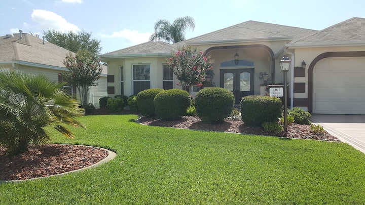 The Villages Hometown Getaway - The Villages, FL