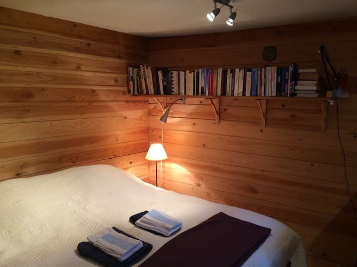 Chambre Indépendante Avec Sdb, Douche Et Wc - Saint-Étienne