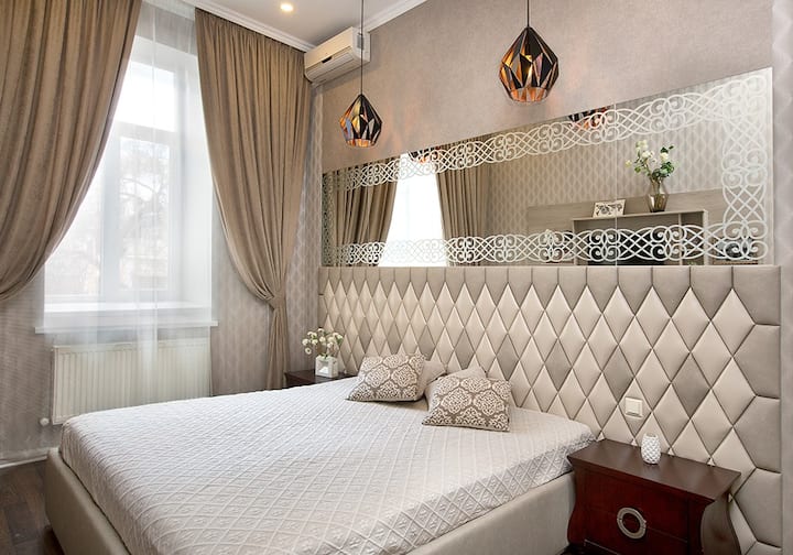 2-bedroom Apt.jacuzzi For Two.deribasovskaya St. City Garden - Odessa