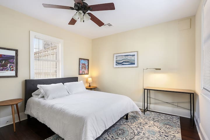 Cute 1bed Steps From French Q And Jazz Venues - New Orleans, LA