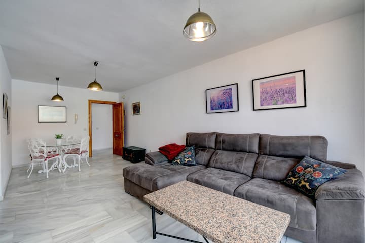 Apartamento En Primera Linea De Playa - Estepona