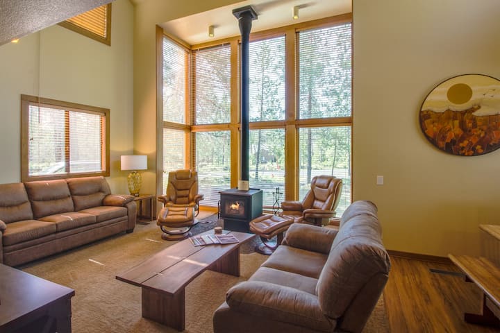 Yelr13 - Beautiful Getaway With A/c, Near The - Sunriver, OR
