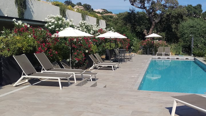 Résidence 4* Appart Piscine Tennis - 600m Plage - コルス