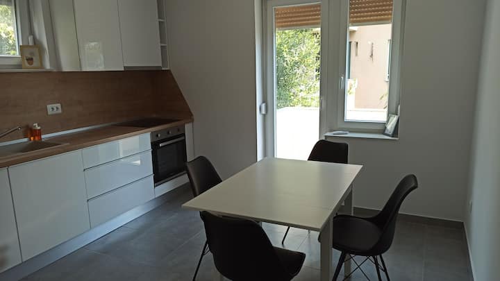 New Charming Apartment In Rijeka, Trsat - Rijeka