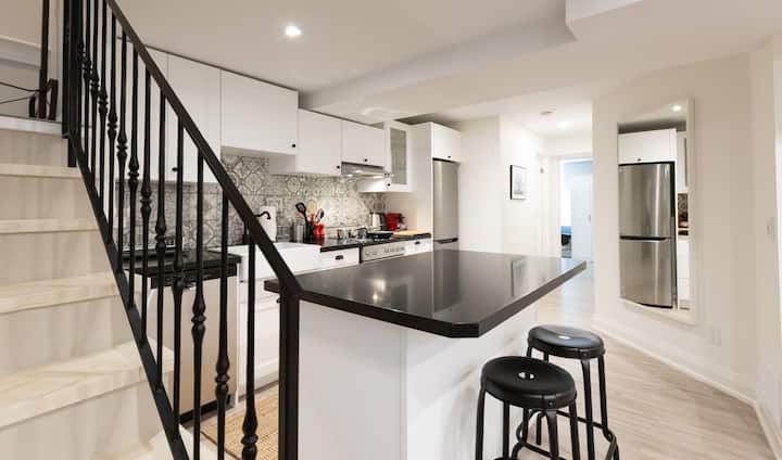 The Roseberry Suite - Burlington