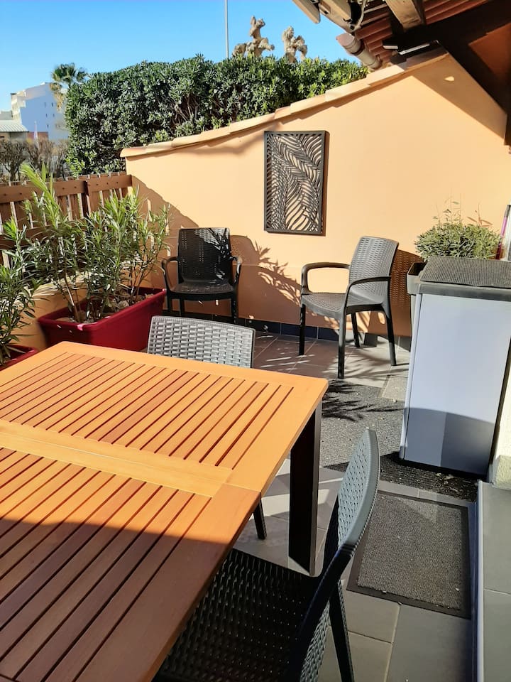 Terrasse à 5mn à Pied Des Plages Et Du Port... - Agde