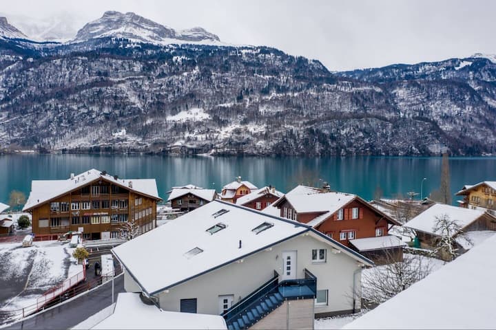 Luxury Apartment Betw. Lake & Mountains-penthouse - Brienz