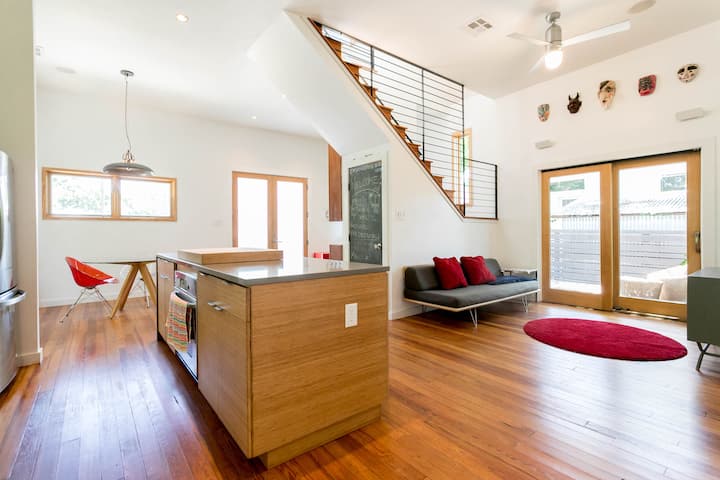 Modern East Austin Bungalow - Austin