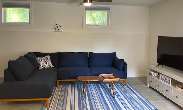 Cozy Studio Cottage, Walk To Beach 🏖 - Cape Cod, MA