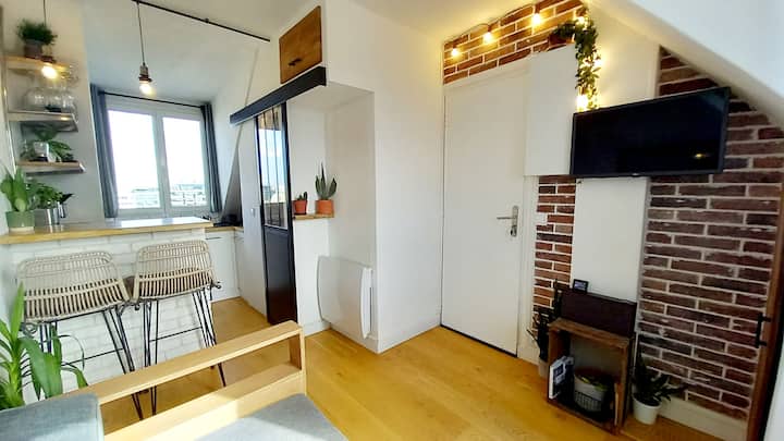 Studette Lumineuse Vue Tour Eiffel - Neuilly-sur-Seine