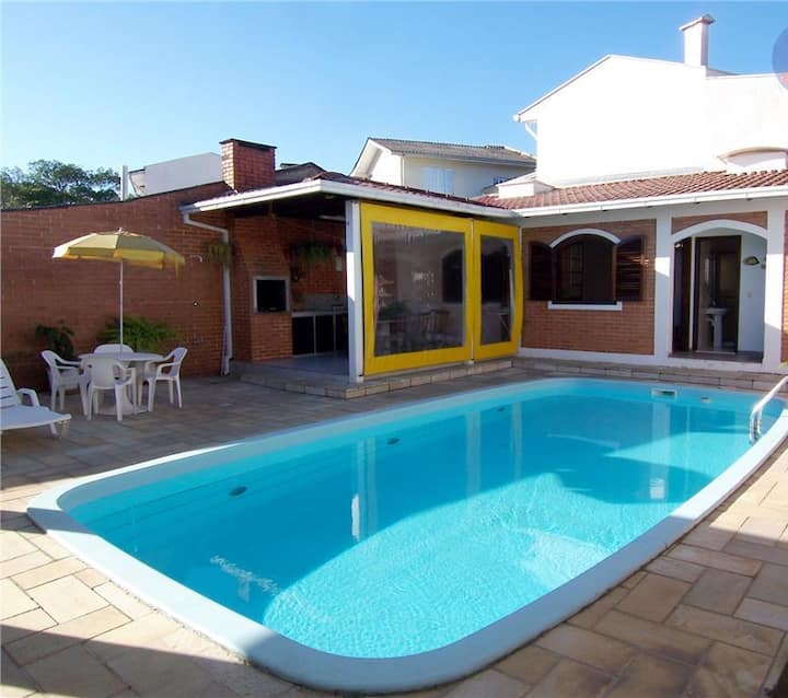 Beautiful, Renovated Beach House With In Gtba - Guaratuba