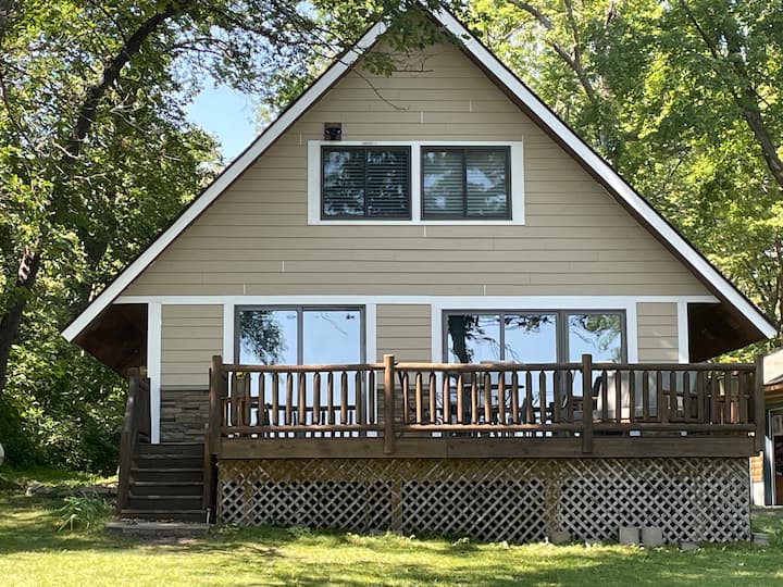 Southern Charm On A Northern Lake (Lake Norway) - Sibley State Park, New London