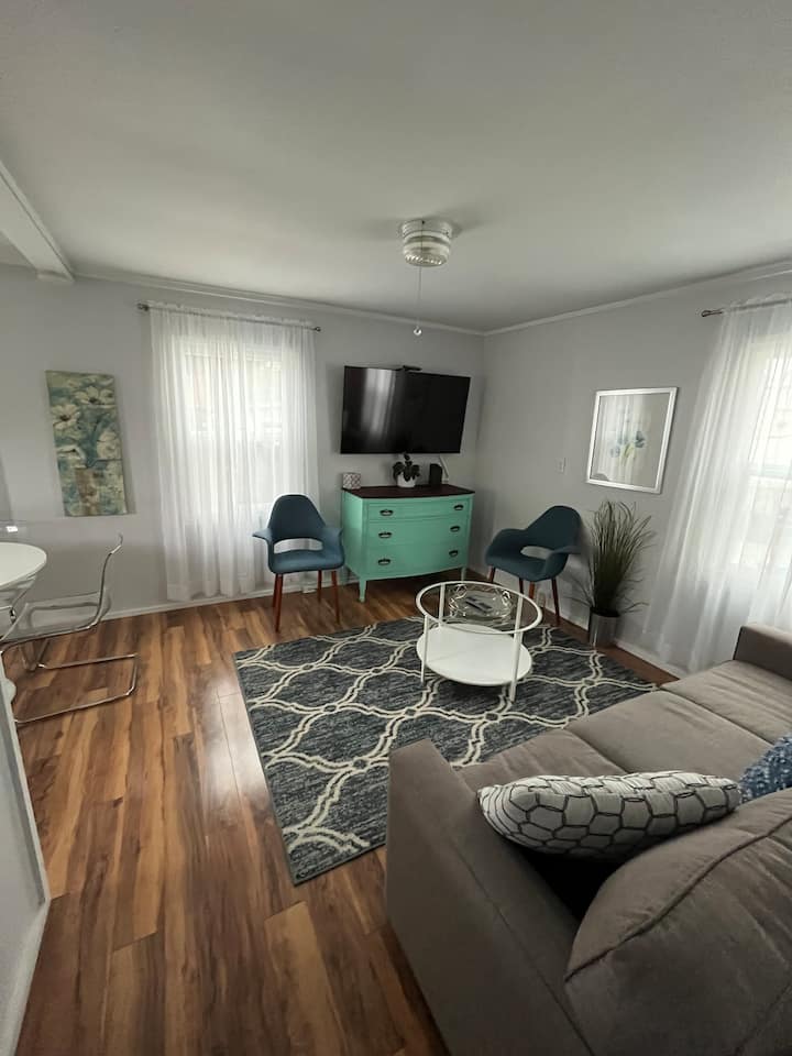 Charming North Park Cottage - Linda Vista - San Diego