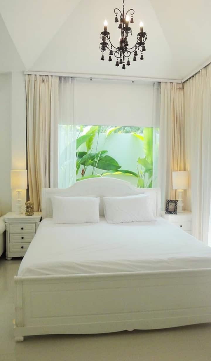 Pn Mountain White House For 3 Plus 1 - Krabi