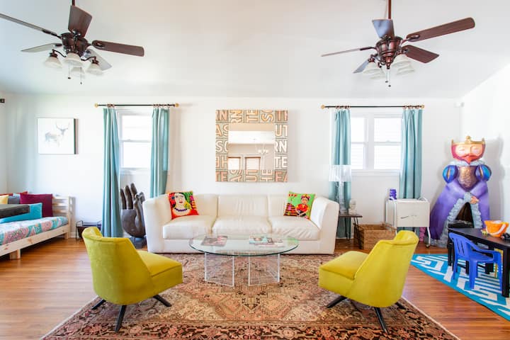 Fun & Funky East Nashville Bungalow - Nashville, TN