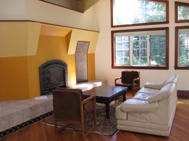 Serenity In The Gulch - Mendocino
