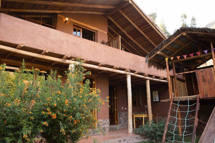 Casita Acogedora Con Chimenea Y Vistas Al Valle - Madre de Deus