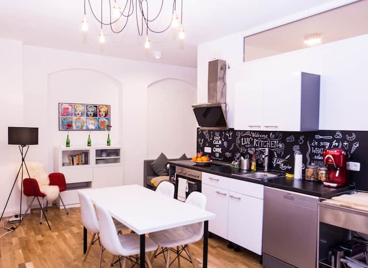 Old Town! Trendy 75m2 2br Apt With Terrace+parking - ニュルンベルク