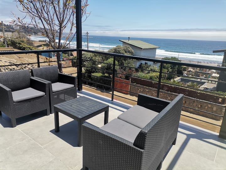 Casa Con Increíble Vista A Pasos De La Playa - Zapallar