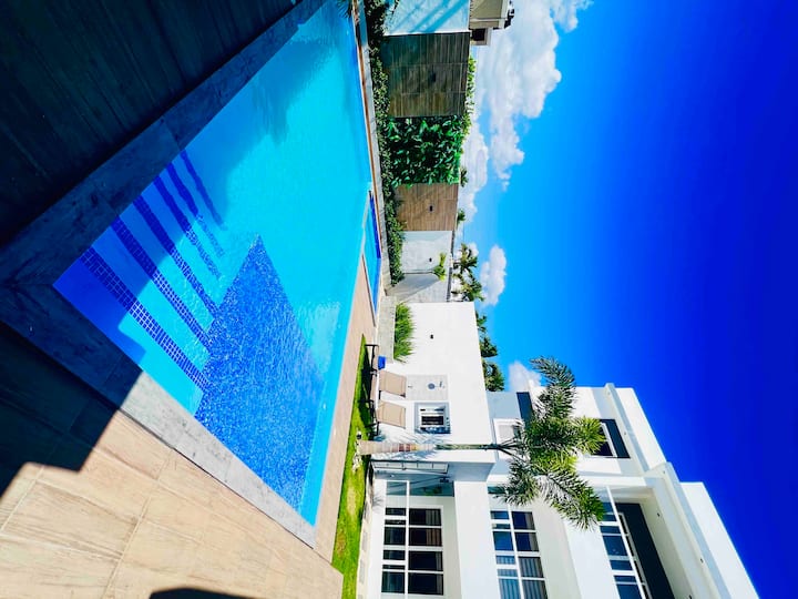 Apartamentos Con Piscina Y ÁRea Social Con Jacuzzi - La Romana