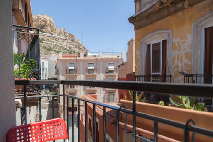Antique Alicante Apartament - City Centre - Alicante