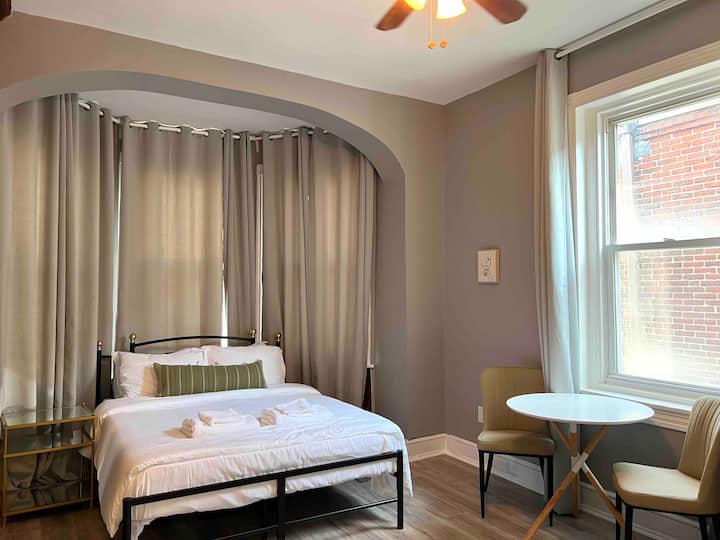*Southphilly Broad St Private Modern Studio 3 - National Park, NJ