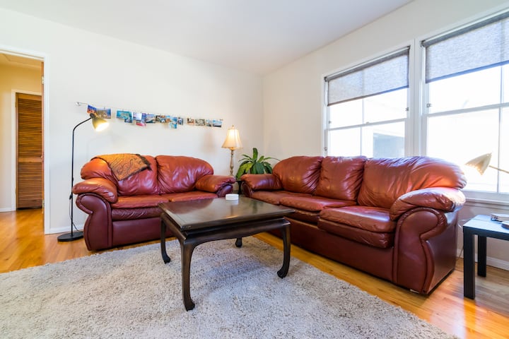 Awesome Space Comfortable Place 5 Mins To Downtown - San Diego, CA